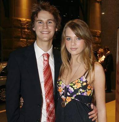 Rhys Wakefield Girlfriend